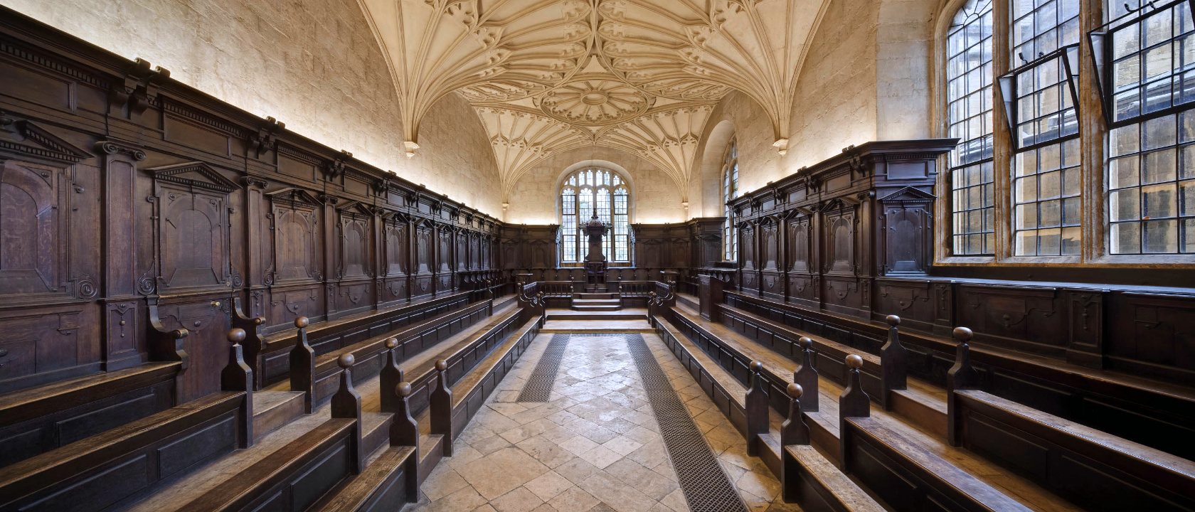 Libraries & Stately Homes of England Tour 2026 | Cultural Tours England